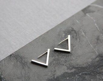 Sterling Silver Triangle Hoops Hammered With Labradorite - Etsy