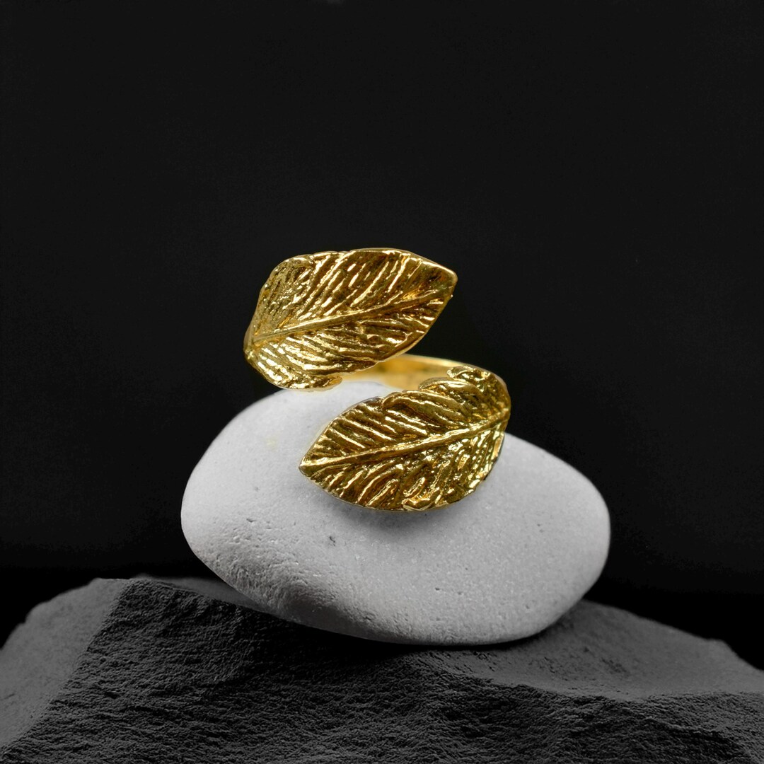 Laurel Wreath Ring \ Open Leaf Ring \ Stackable Ring \ Free Size Ring ...