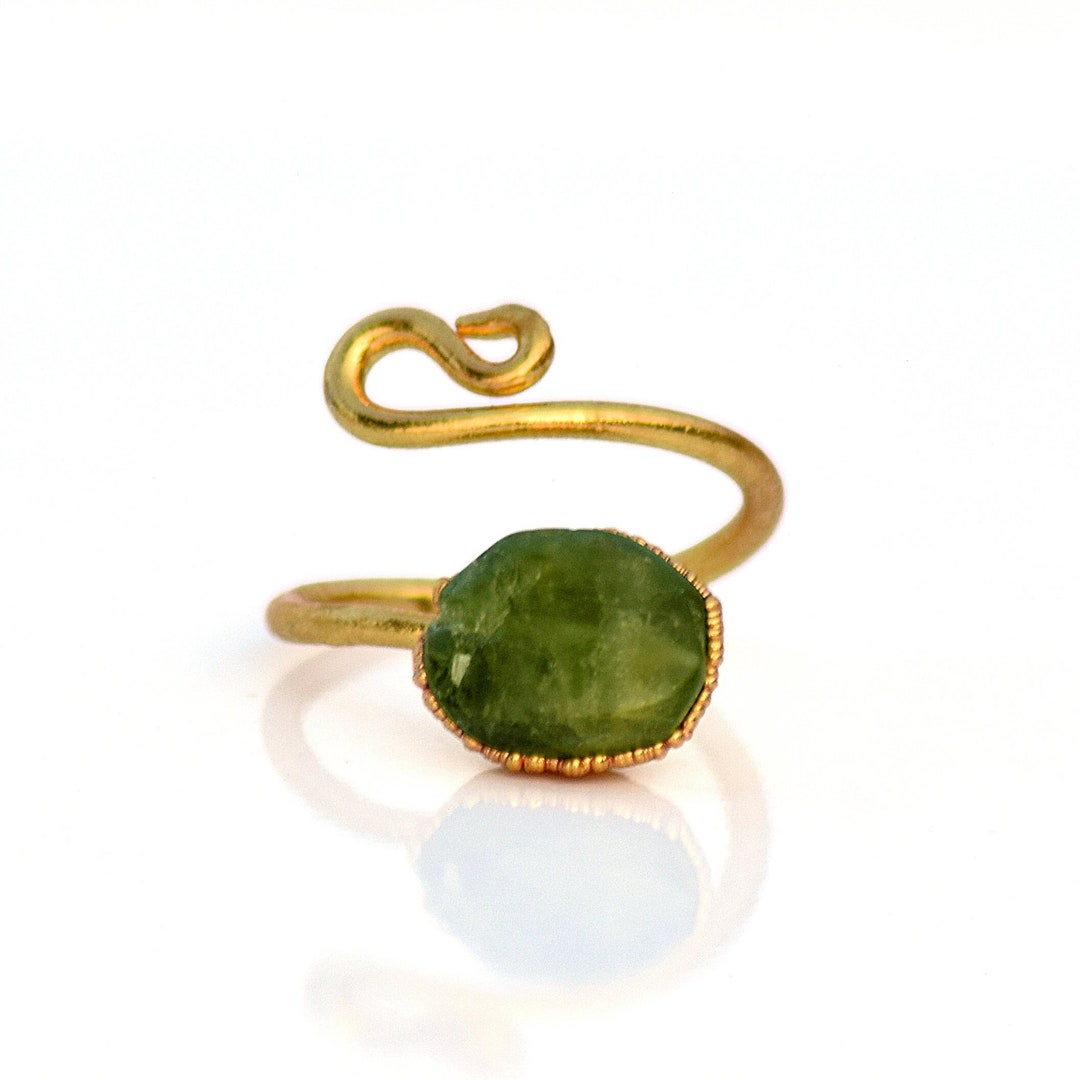 Green Peridot Ring Raw Peridot Ring Copper & Peridot Ring - Etsy