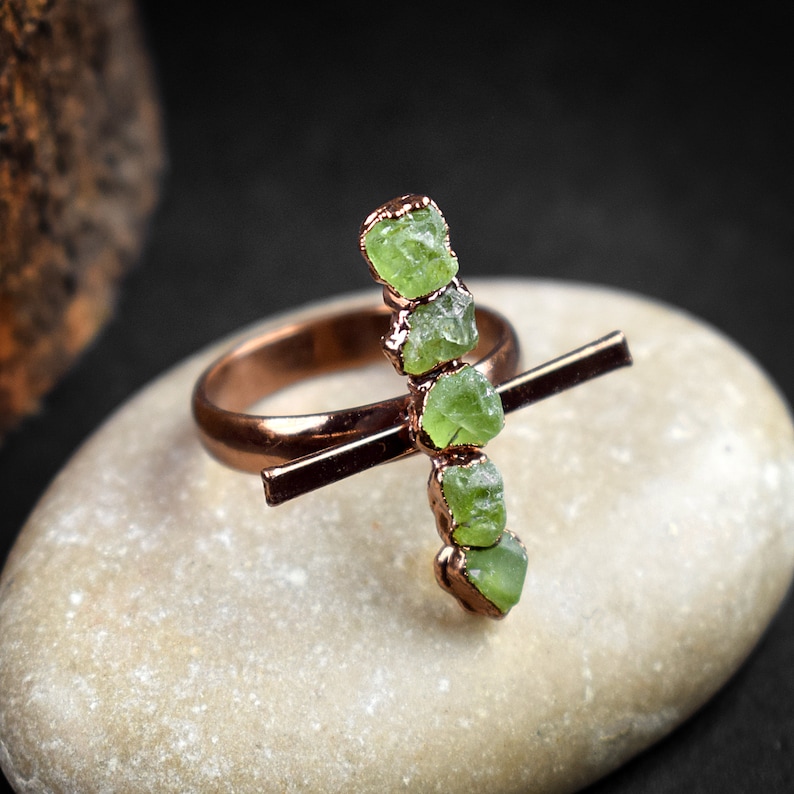 Green Peridot Ring Raw Peridot Ring Copper & Peridot Ring - Etsy