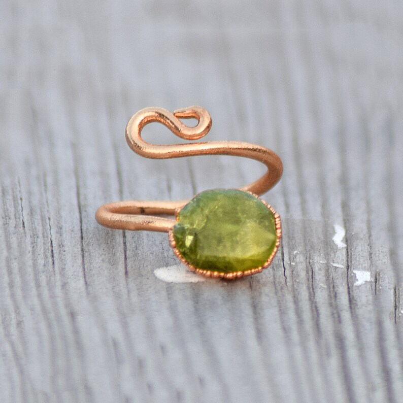 Green Peridot Ring Raw Peridot Ring Copper & Peridot Ring - Etsy