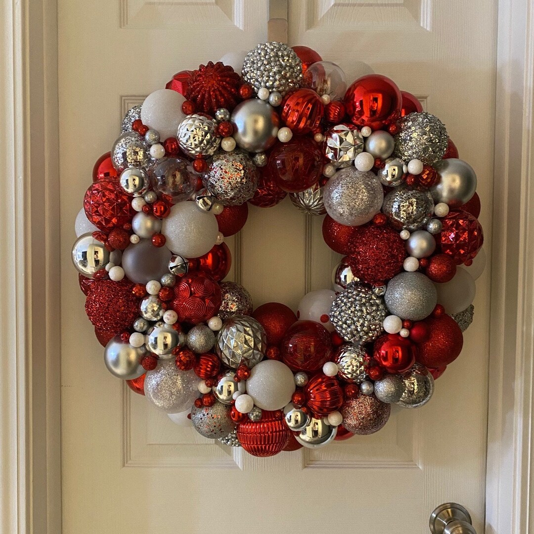 Bulb Wreath - Etsy