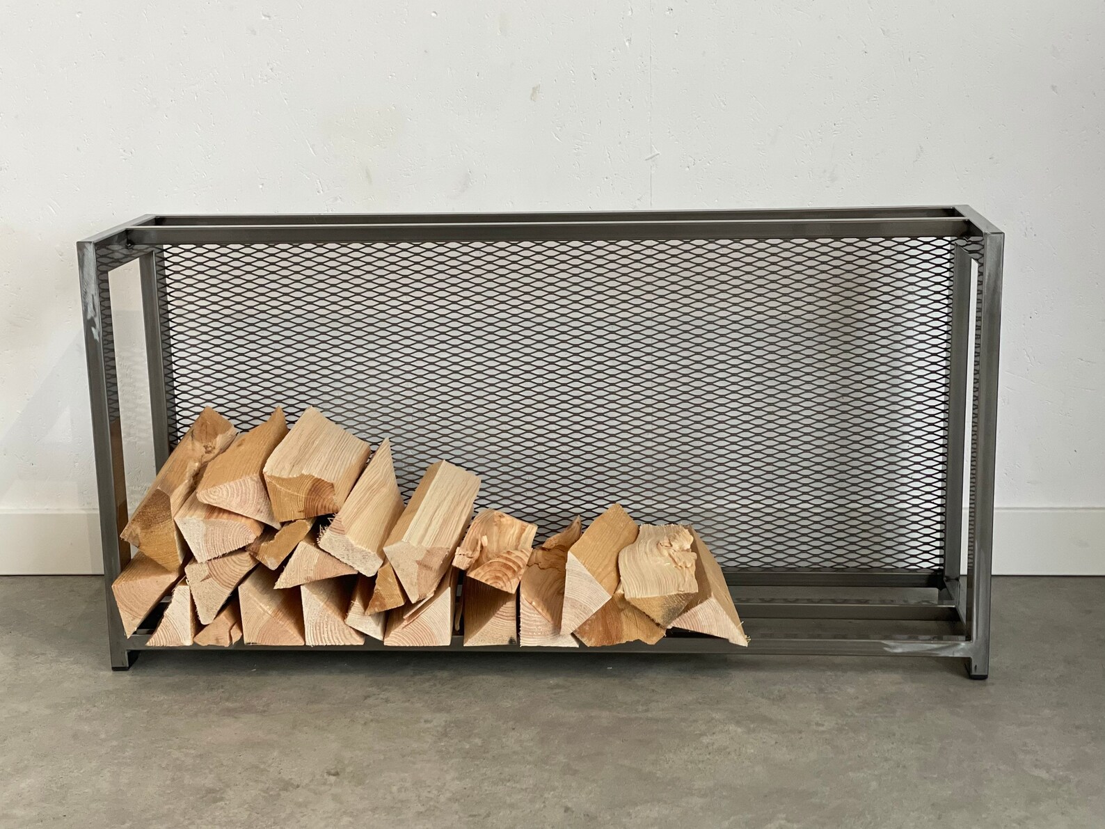 ELEGANT FLAT FIREWOOD Rack With Steel Mesh/ Horizontal Firewood Rack ...