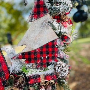 Buffalo Check Winter Wreath, Black and Red Check Rustic Christmas ...