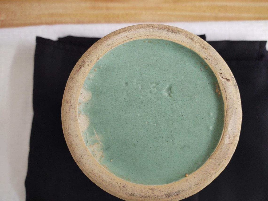 Vintage Light Green Large Pottery Vase Leaves and Berries - Etsy