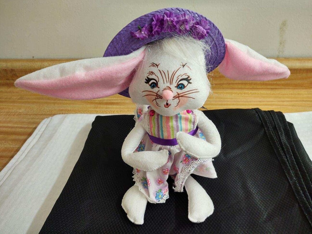 Annalee Easter Parade Girl Bunny, 2009, 12". - Etsy