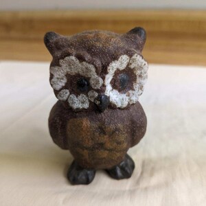 Vtg. Small Standing Pottery Owl Figurine. - Etsy