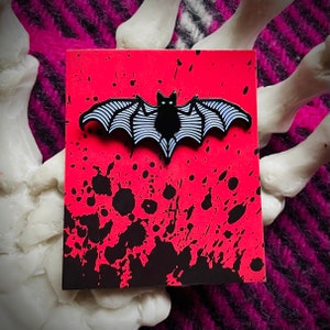 VALOWEEN BATTY - Pastel Purple Goth Bat Enamel Lapel Horror Pin - Lapel ...