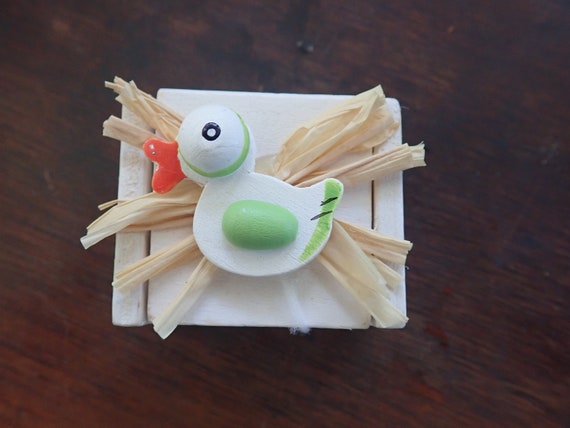 Tiny wooden duck boxes - Gem