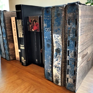 Wooden Bookends | Reclaimed Wooden Book Blocks | THE WINCHESTER - Etsy