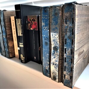 Wooden Bookends | Reclaimed Wooden Book Blocks | THE WINCHESTER - Etsy