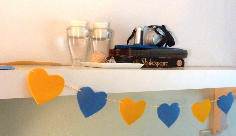 Custom Colors UCLA Felt Heart Garland Banner Dorm Room Decor - Etsy