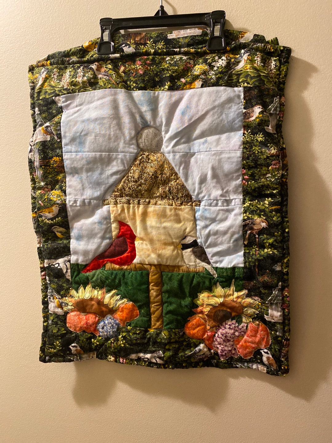 Chickadee and Cardinal on Bird Feeder Wall Hanging - Etsy