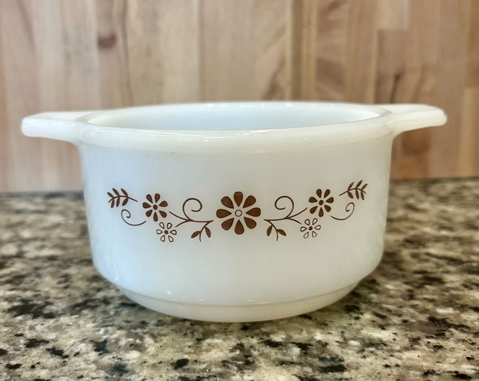 Vintage Py-o-rey Pyrex Milk Glass Small Casserole Brown Daisy Flowers ...