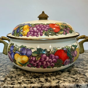 Vintage Enamel Cooking Pot W/ Lid | LINCOWARE Beige Enamel Brass Fruit ...
