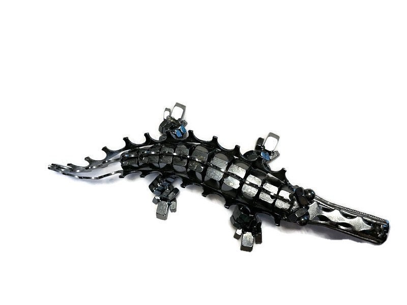 Alligator Metal Sculpture Made From Bolts, Gears and Bolts, Alligator ...
