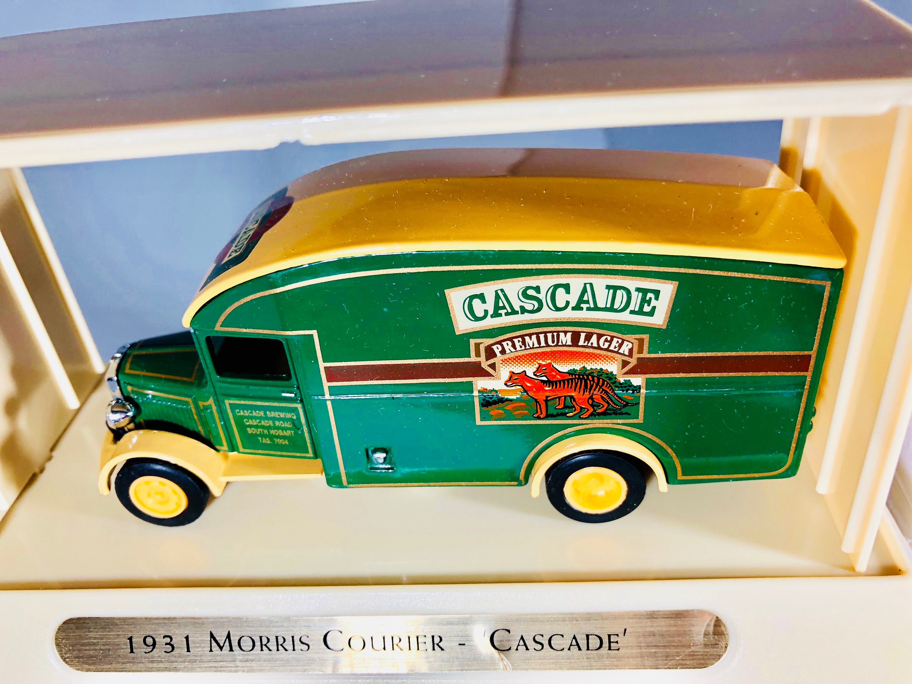 Matchbox Models of Yesteryear Collection 1931 Morris Van, Great Beers ...