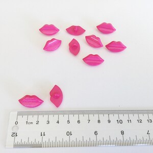 Plastic Lip Buttons - Decorative Buttons - Set of 10 Rose Coloured ...