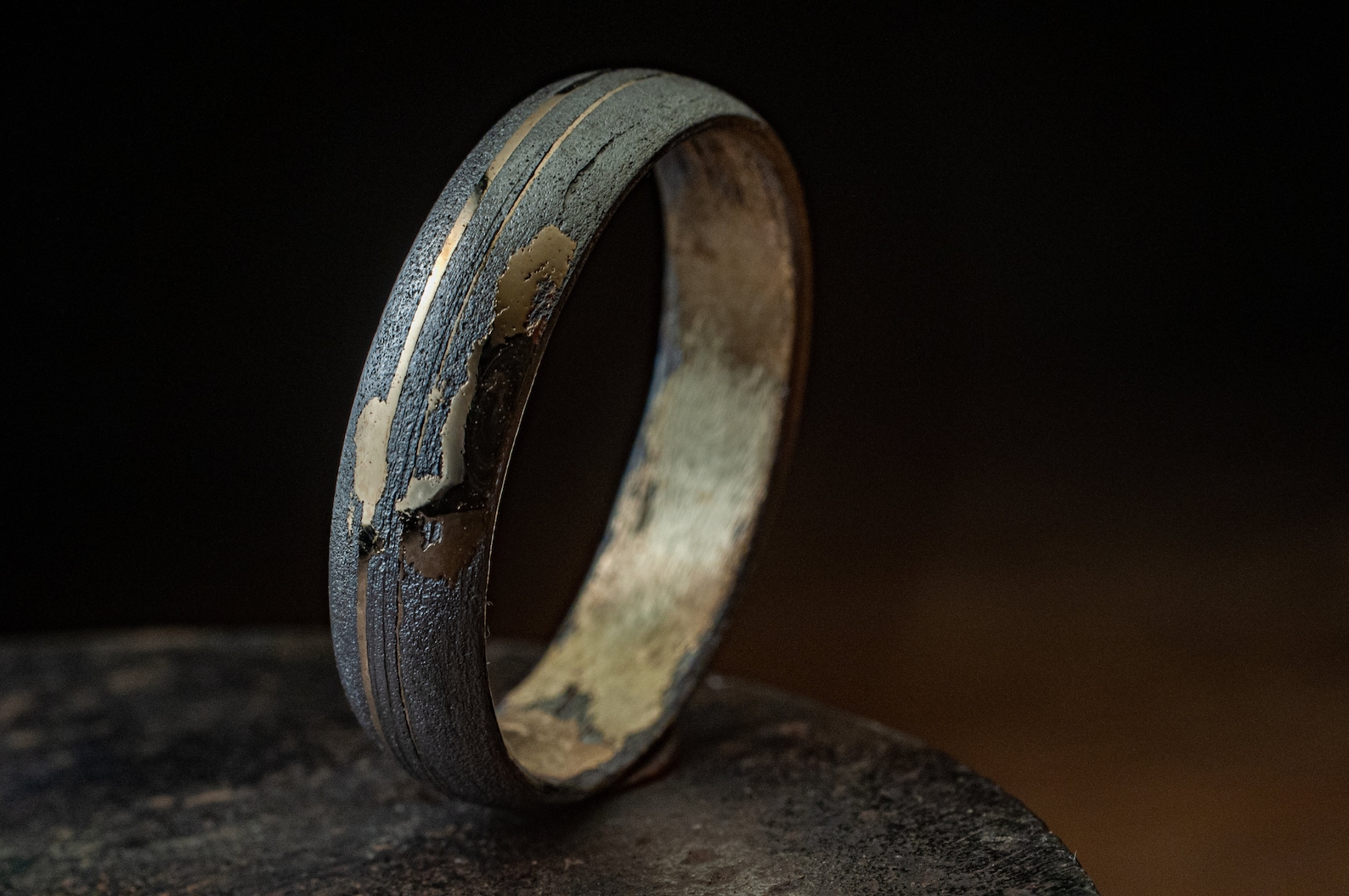 Lyra - Band Made of Meteorites and 0,585 Inlayed Gold - Etsy