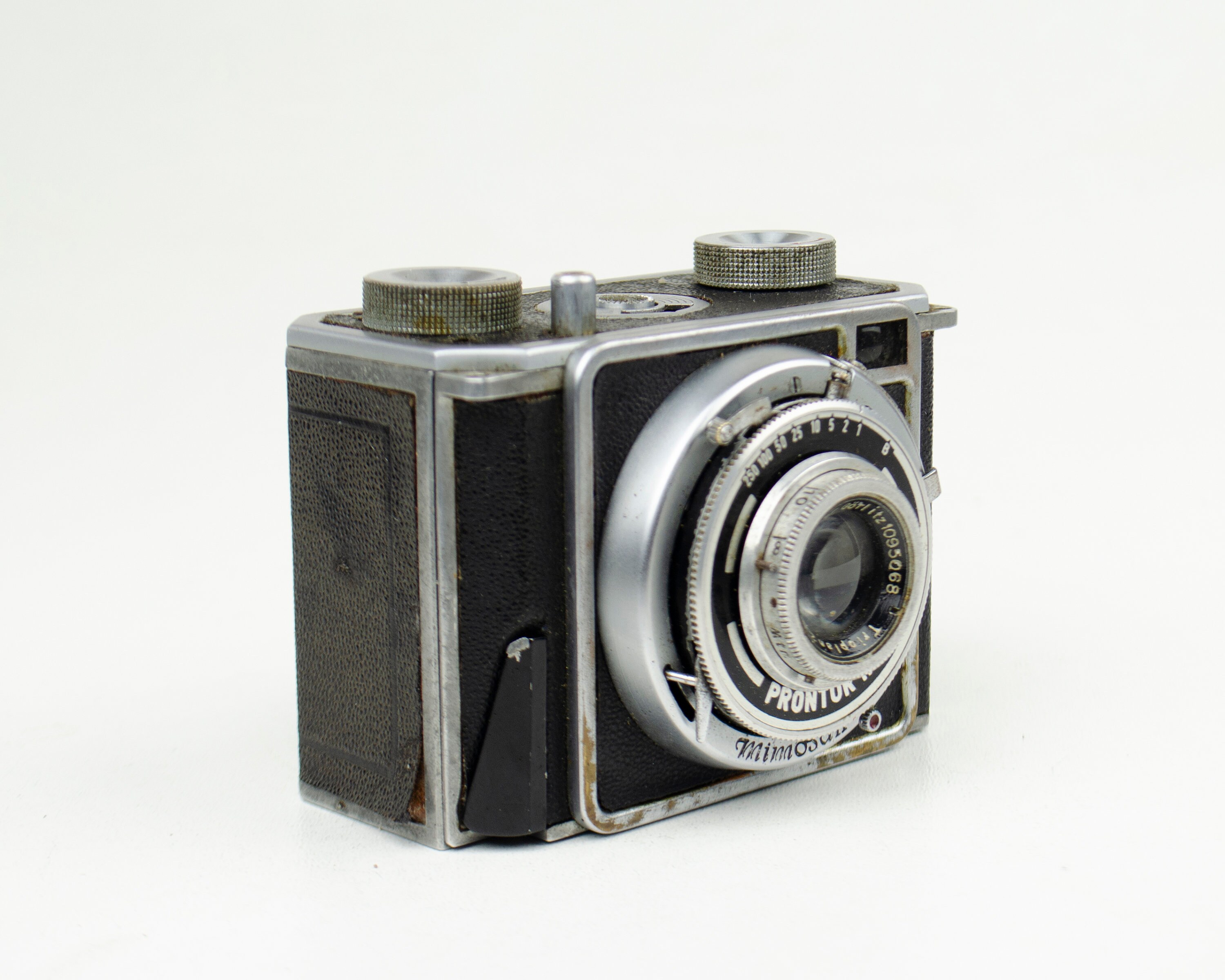 Mimosa : Mimosa II German Compact 35 Mm Camera With Leather Case. Out ...