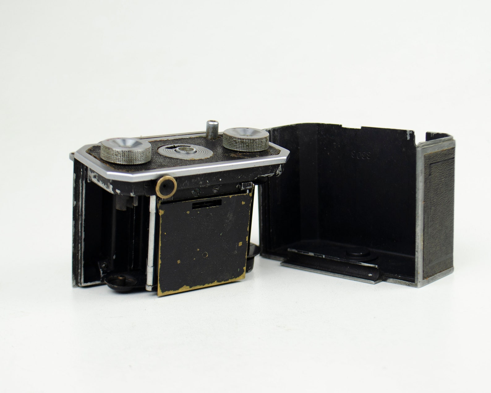 Mimosa : Mimosa II German Compact 35 Mm Camera With Leather Case. Out ...