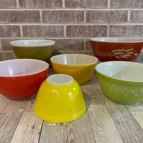Pyrex Vintage Mixing Bowls - Etsy