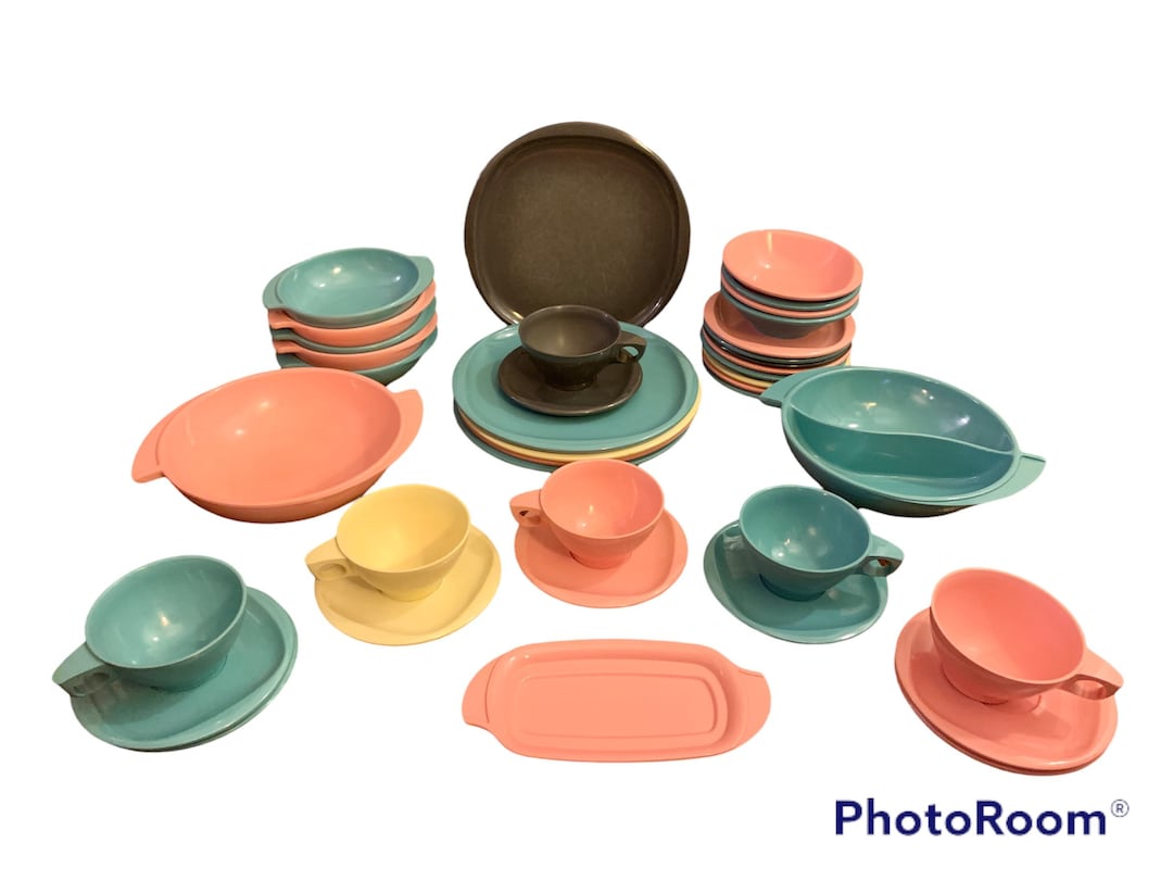 MCM Boonton NJ Melmac Melamine Winged Atomic Dinnerware Solid Colors 39-piece Set 1950s - Etsy