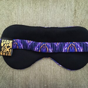 Purple Sleep Mask, Luxury Eye Mask, Retro Print, Velvet Soft Sleepmask ...