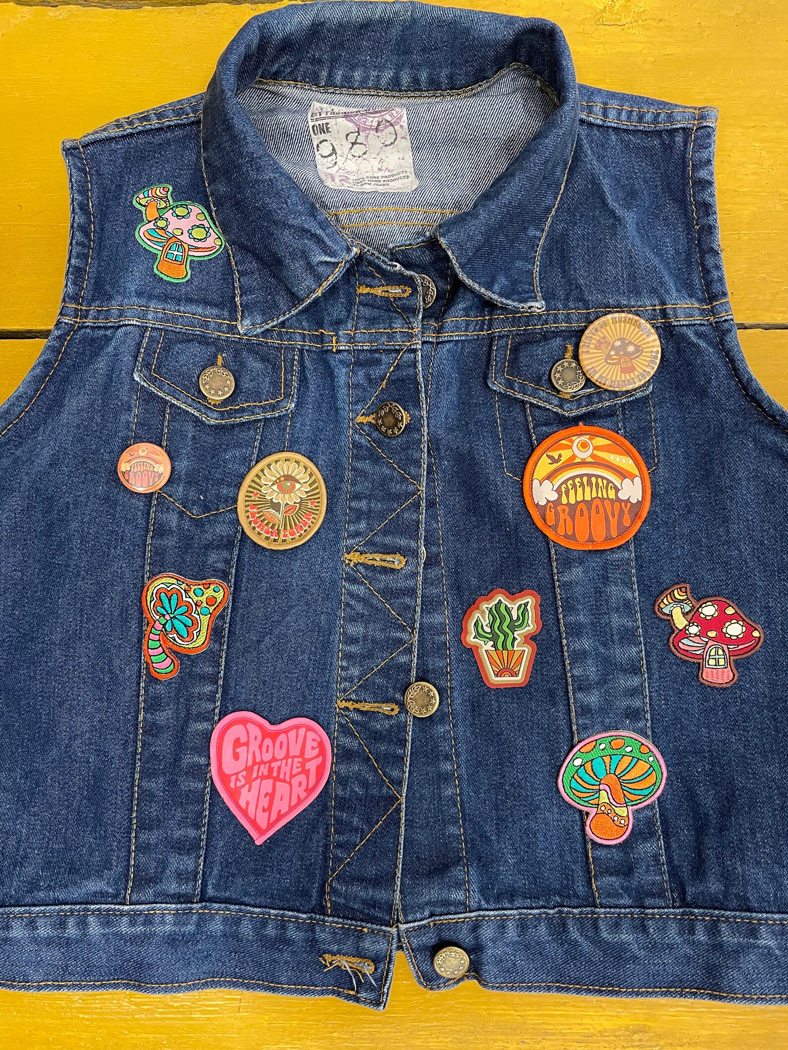 Groovy Pin Badges, Mushroom Badge, Psychedelic Retro Badges. - Etsy UK