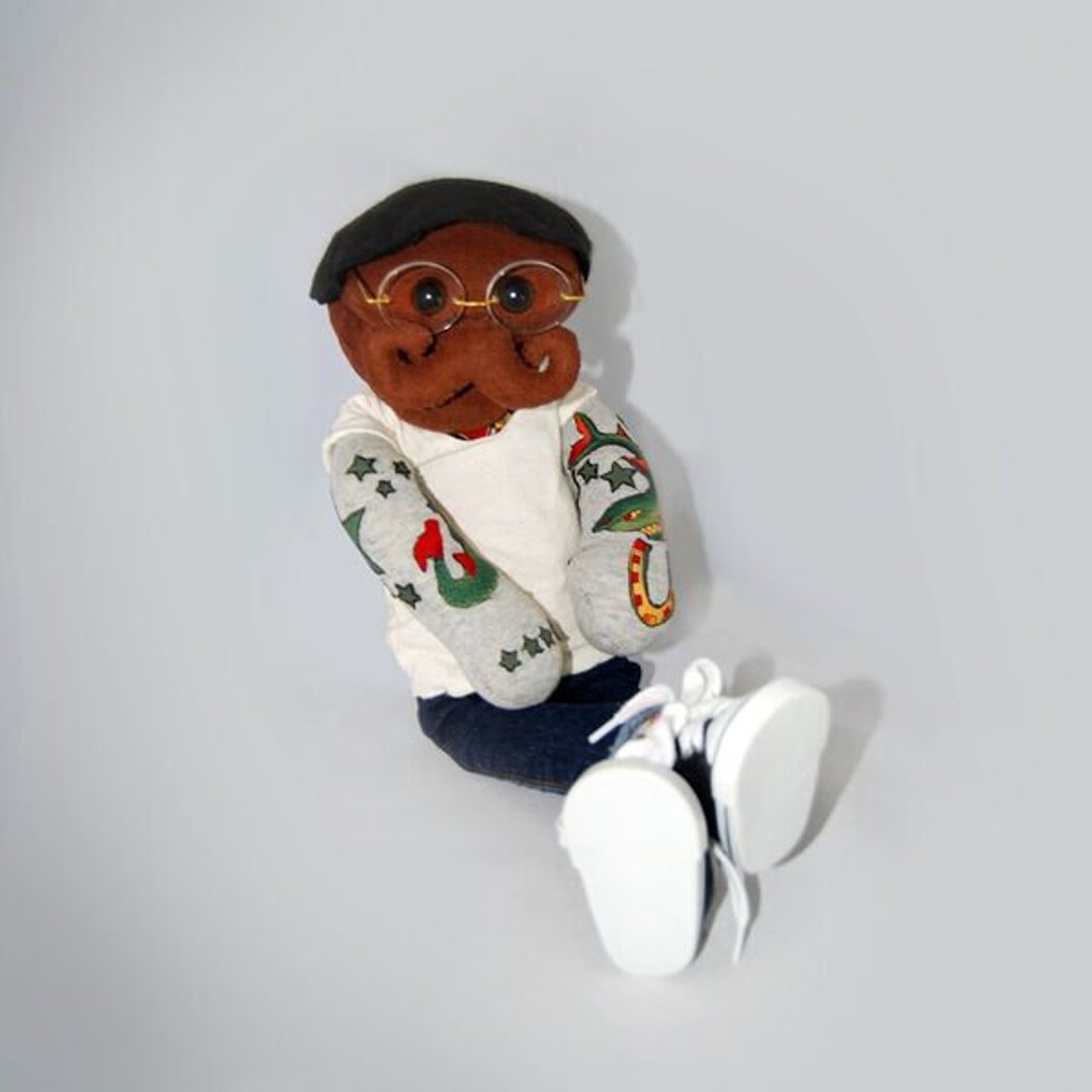 Pewpie Dolls Are Loveable Poo-headed Friends. They're a GAS ba Dum Tss ...