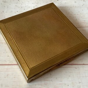 Vintage 1950s Zenette Made in England Powder Compact Large Square ...