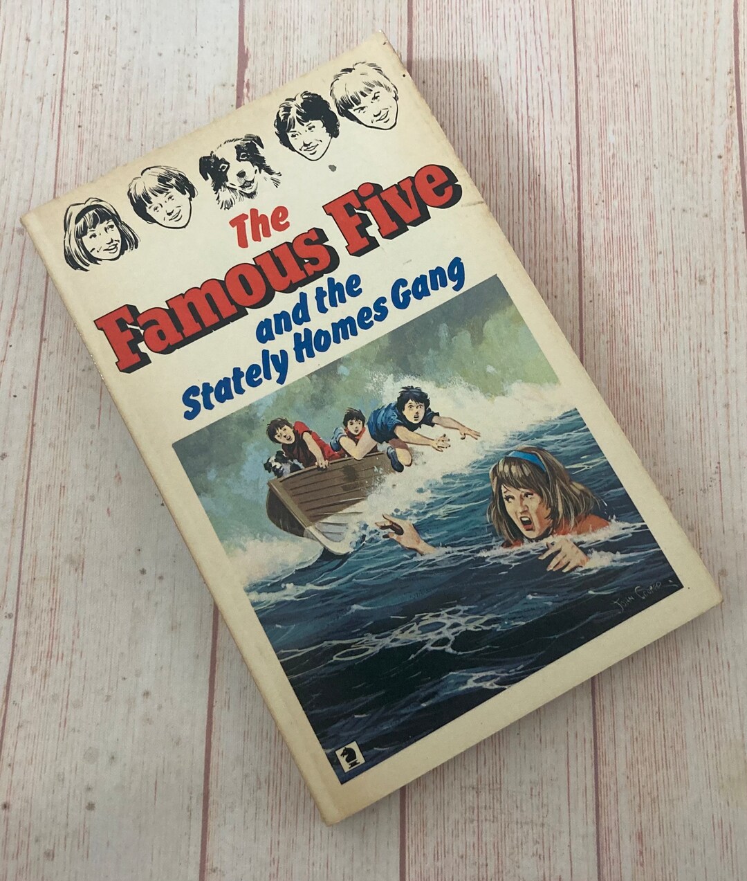 Vintage 1981 the Famous Five and the Stately Homes Gang - Enid Blyton ...