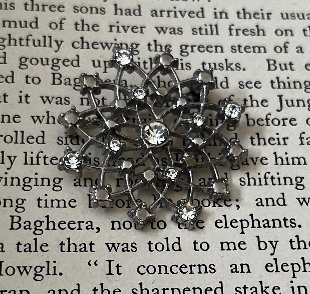 Vintage Starburst Rhinestone Brooch: Mid Century Silvertone Pin - Etsy