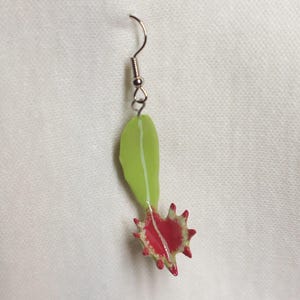 Venus Flytrap Earrings / Keychains - SOLD INDIVIDUALLY - Etsy