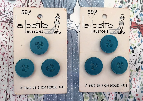 La Petite Buttons 6 Vintage Modern Plastic Turquoise Buttons | Etsy