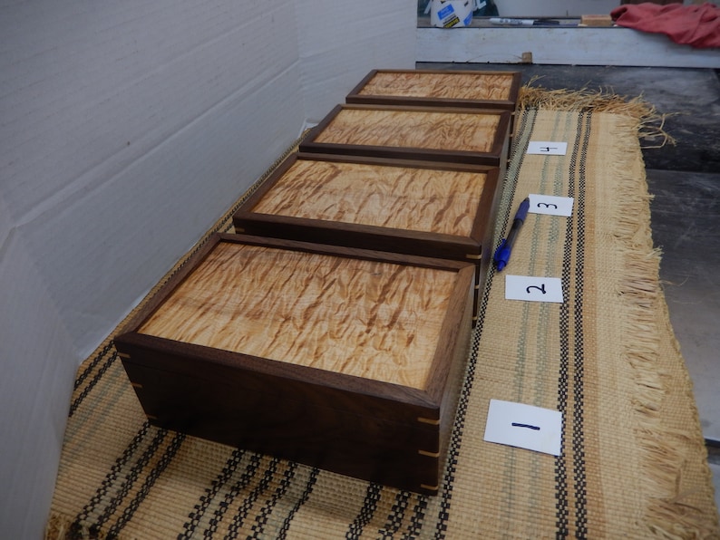 Walnut and Curly Hard Maple Keepsake Box (329-1,2,3,4)) - Etsy