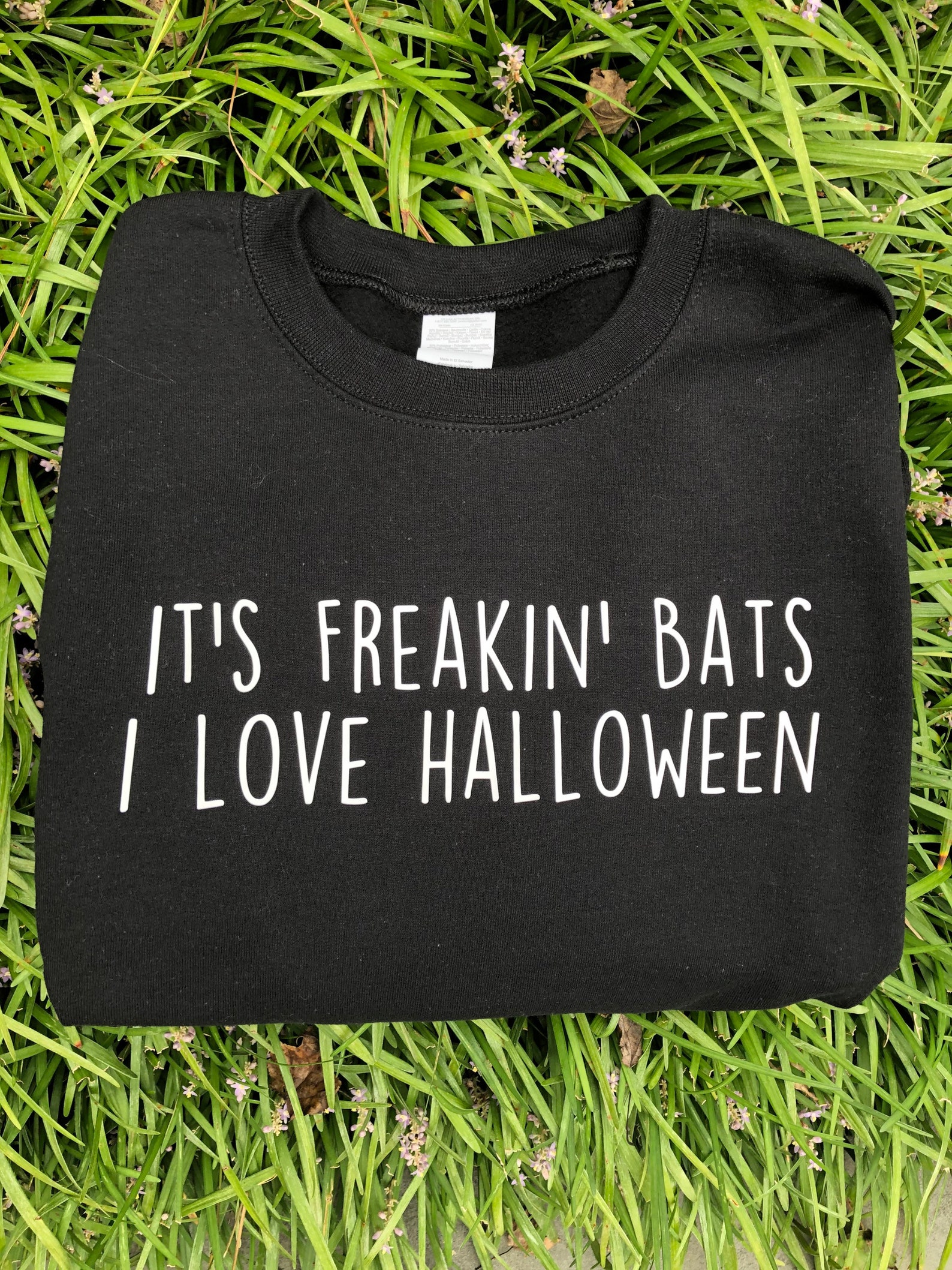 Its Freaking Bats I Love Halloween Halloween Shirt - Etsy