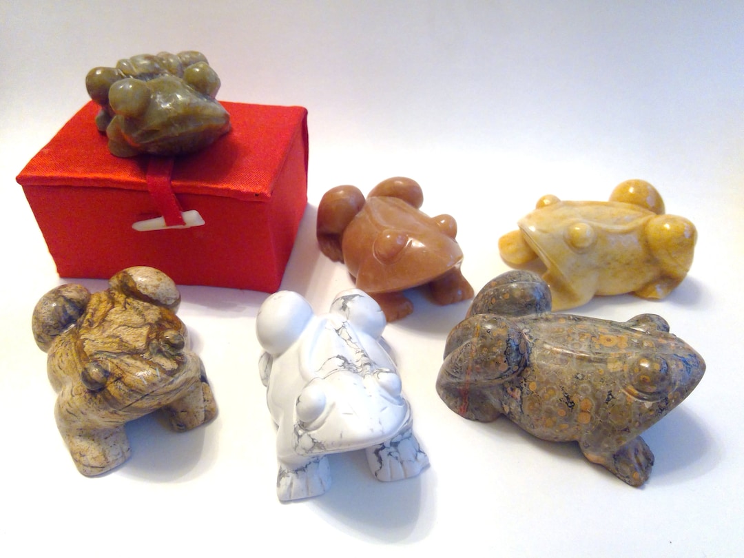 Hand Carved Gemstone Frog - Etsy