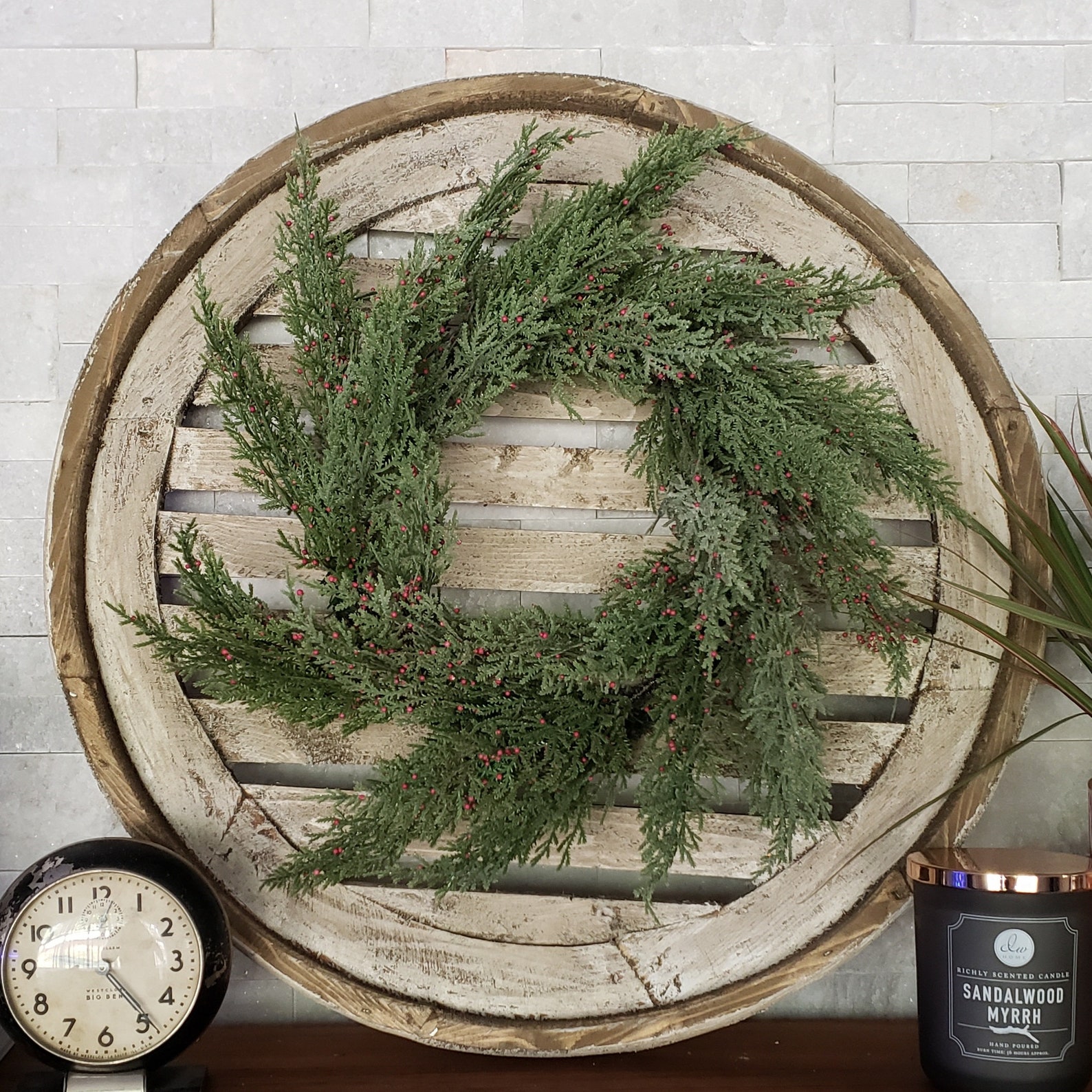 Round Wood Wall Decor Farmhouse Window Frame - Etsy