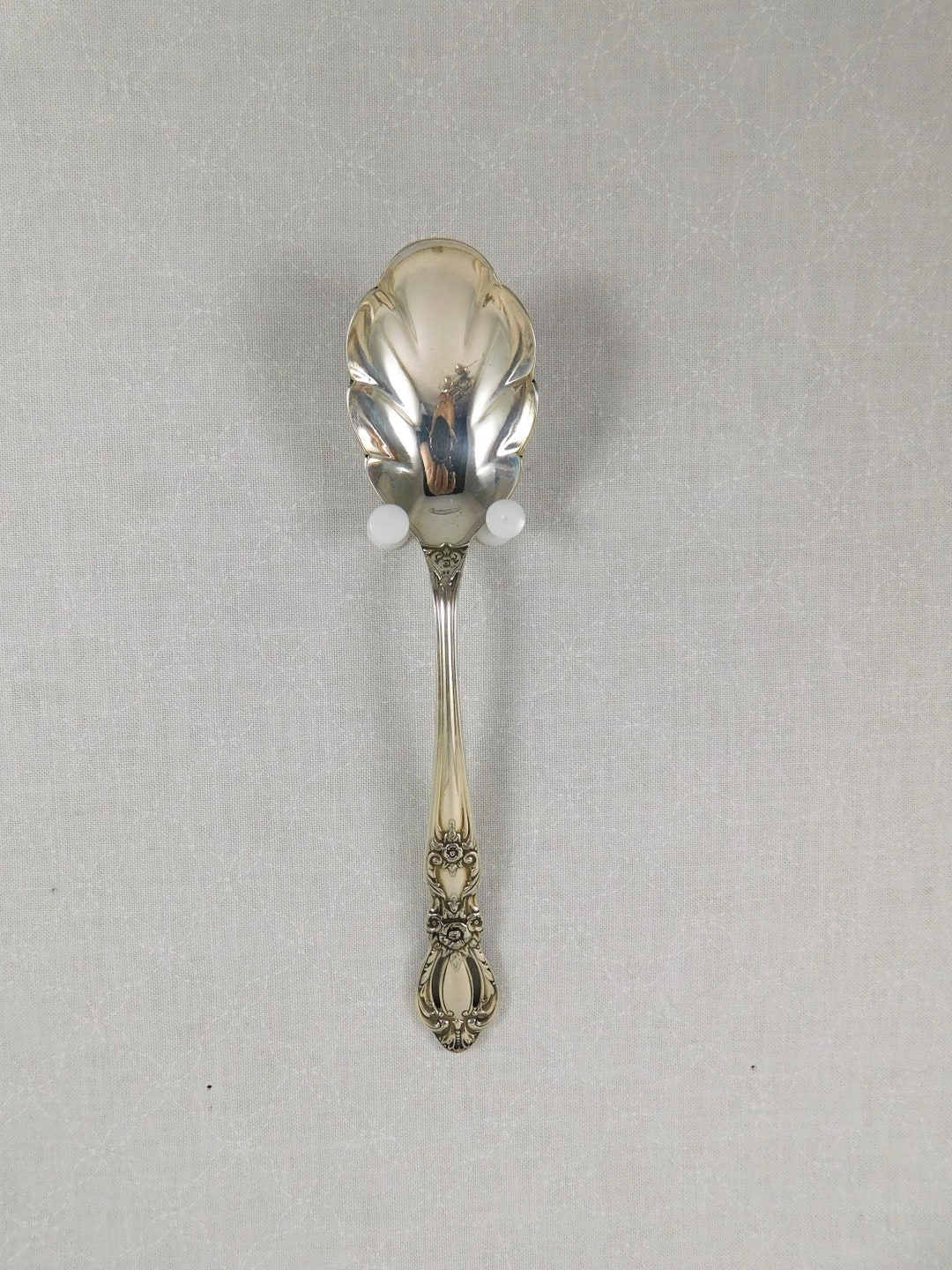 Rogers Brothers 1847 Silver Plate Scalloped Sugar Spoon in Heritage ...