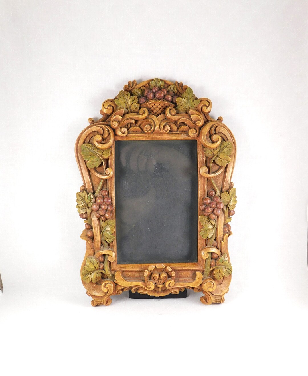 Vintage '80s Victorian Style Resin Photo Frame: Sculpted Grapes ...