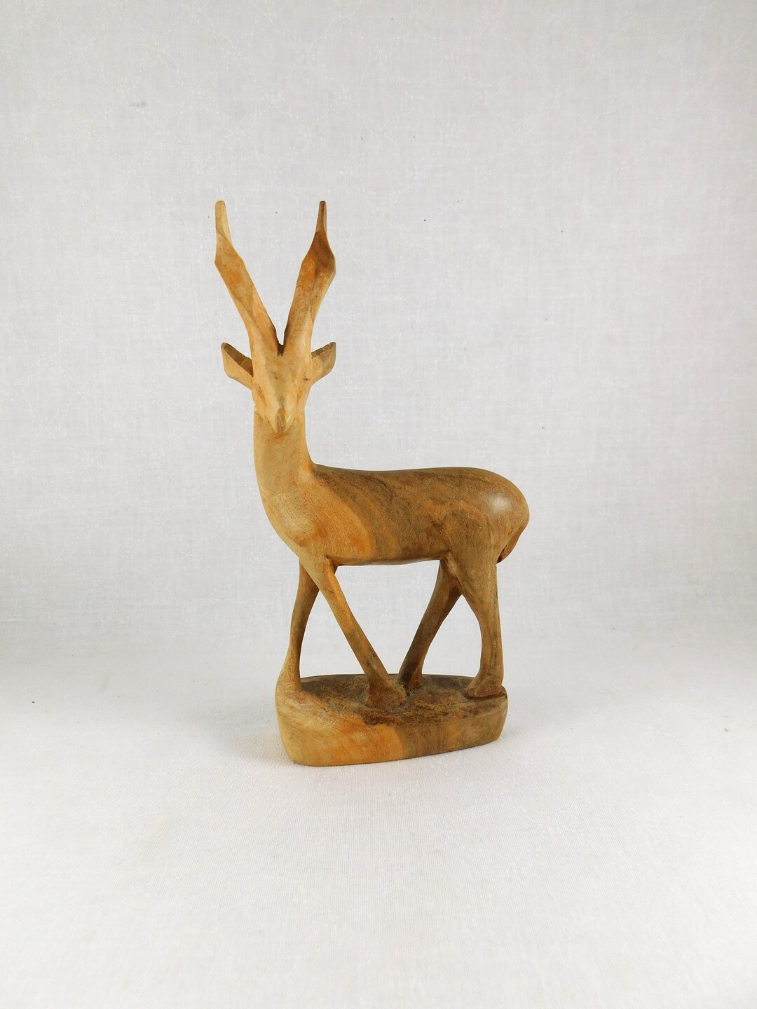 Hand Carved African Spiral Horned Antelope, Lightweight but Sturdy, No ...