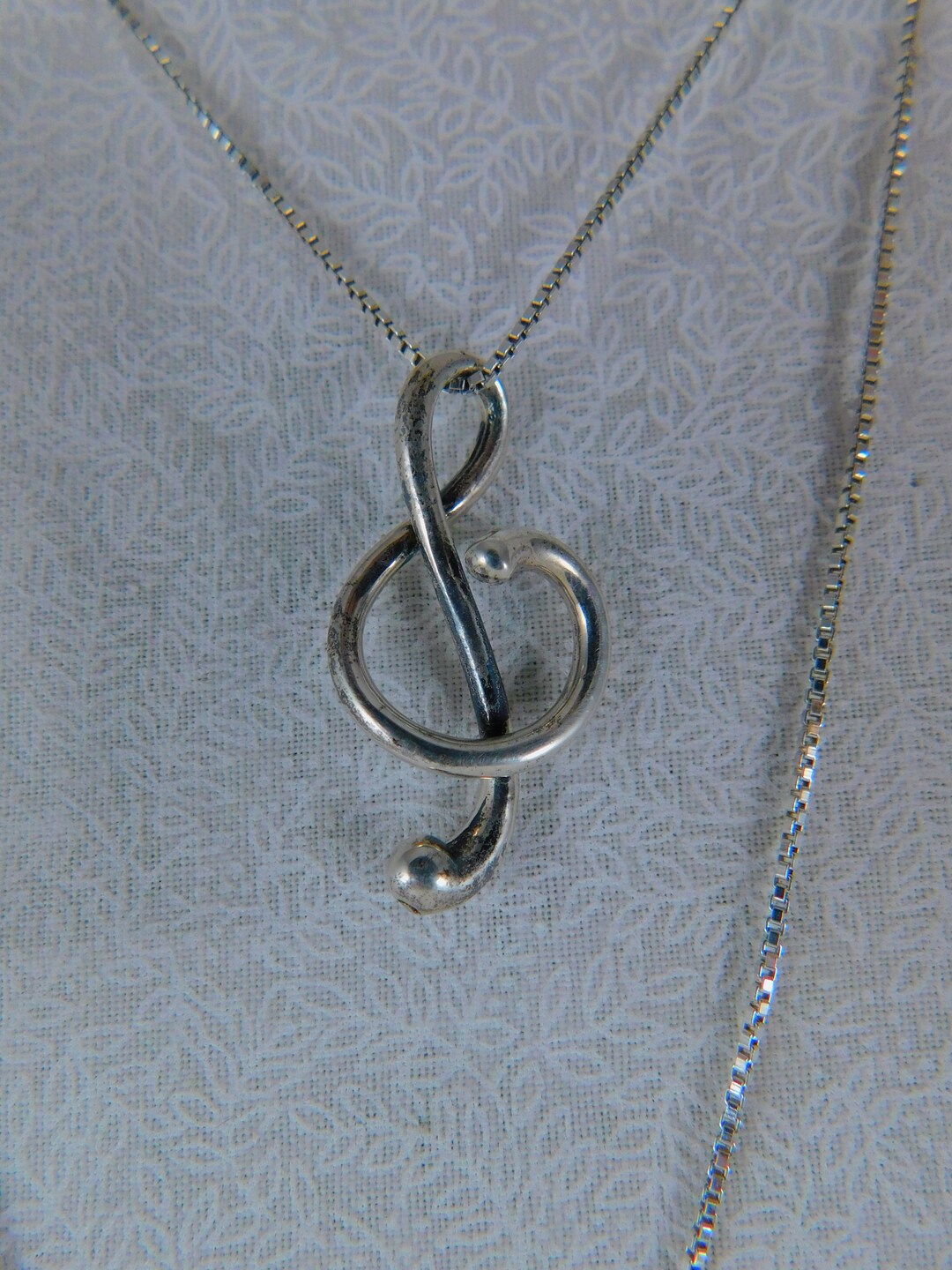 Solid Sterling Silver Treble Clef Pendant on Fine Sterling Box Chain ...