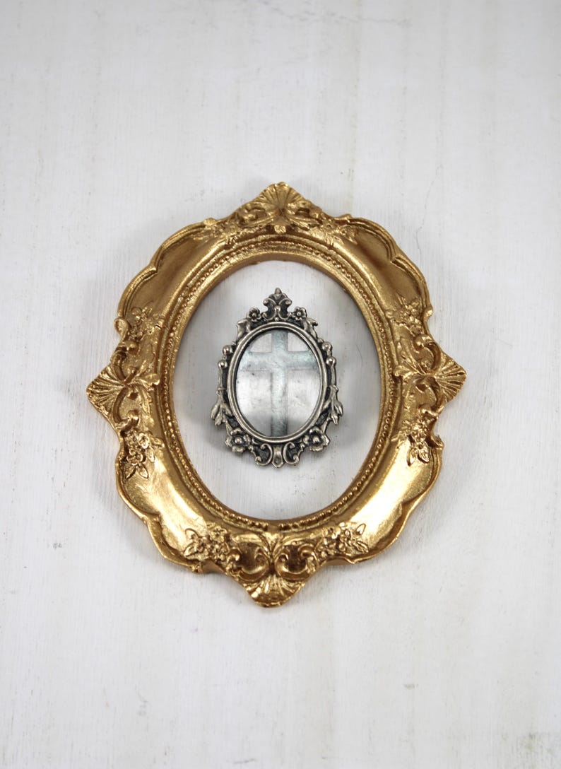 Vintage 1940's Oval Victorian Style Mini Frame Brooch W/silver Florals ...