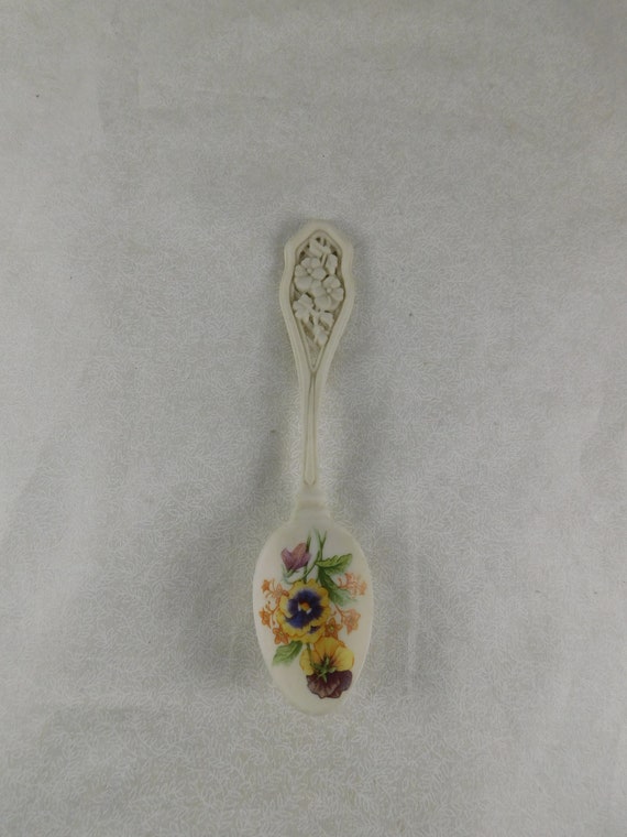 Avon american Favorites Porcelain Collector Spoon - Etsy
