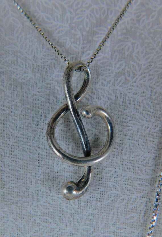 Solid Sterling Silver Treble Clef Pendant on Fine Ste… - Gem