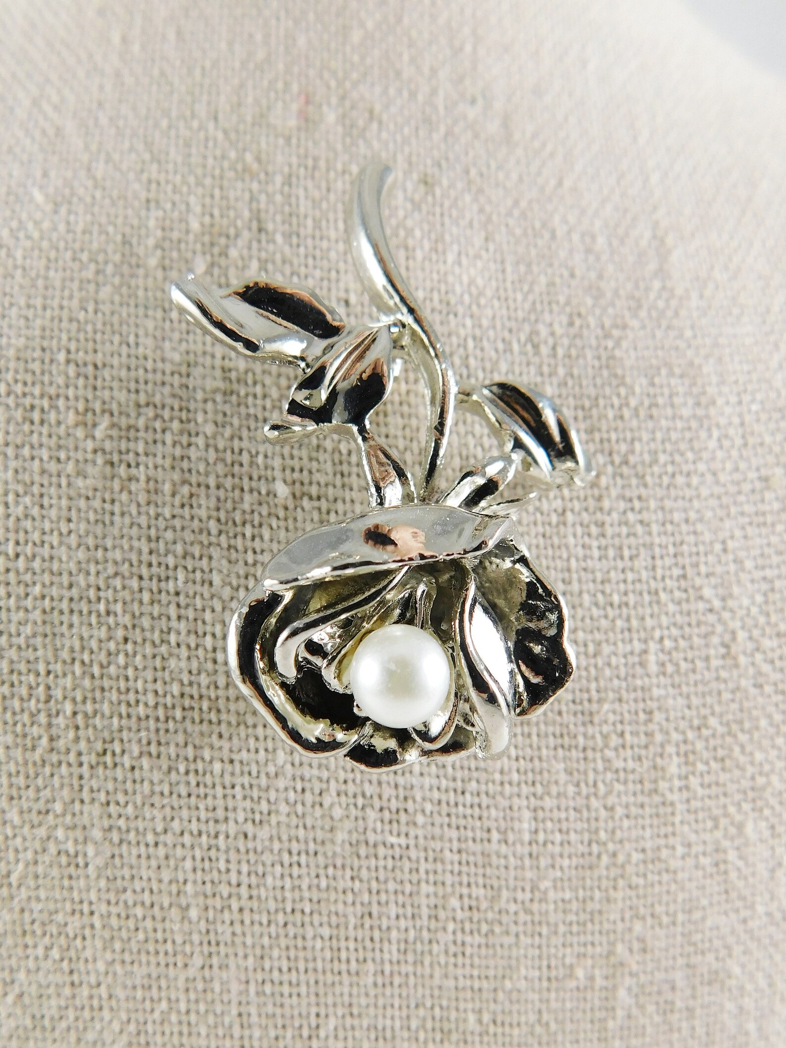 Silver Single Long Stemmed Rose Brooch W/faux Pearl Center, Sweetheart ...