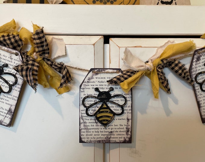 Bee Garland Honey Bee Decor Farmhouse Bee Decoration Bee - Etsy