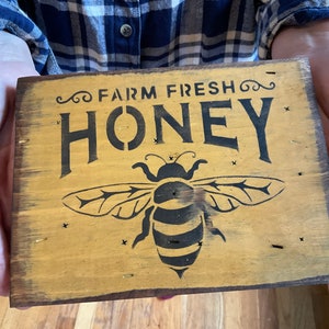 Farm Fresh Honey Sign, Honey Bee Decor, Beehive Sign, Farmhouse Honey ...
