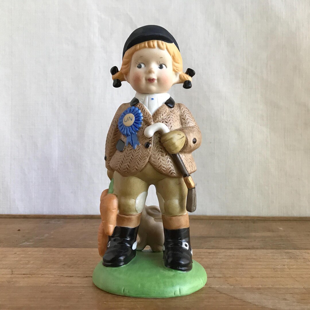 Franklin Mint Porcelain Figurine, Anne From England, U.N. Children ...